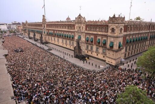 K-pop stars BTS draw 50,000-strong crowd in Mexico | National ...