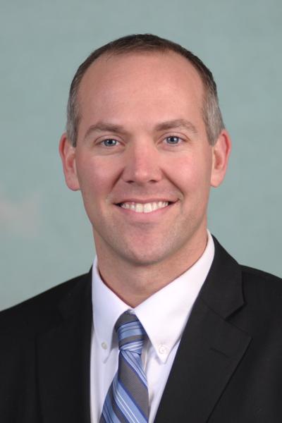 Mike Ducey steps down as Moline volleyball coach