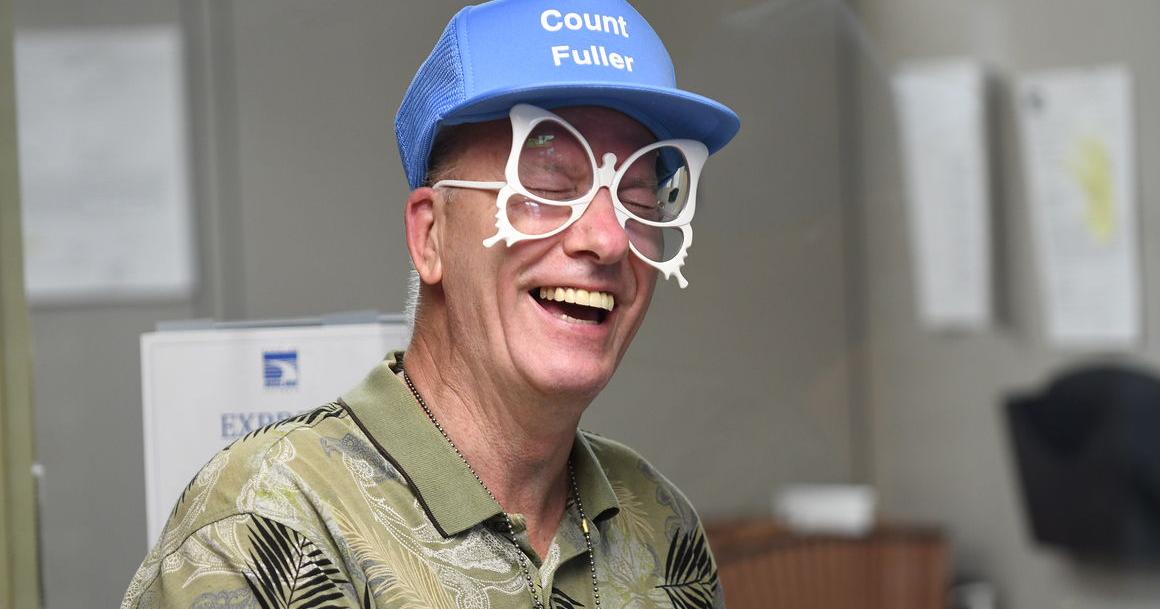 Fuller Brush Man brings iconic brand to the Quad-Cities