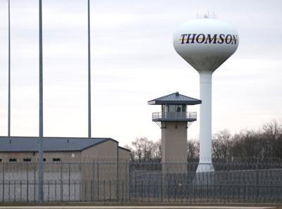 Bill prohibits Thomson prison from being used for Guantanamo detainees