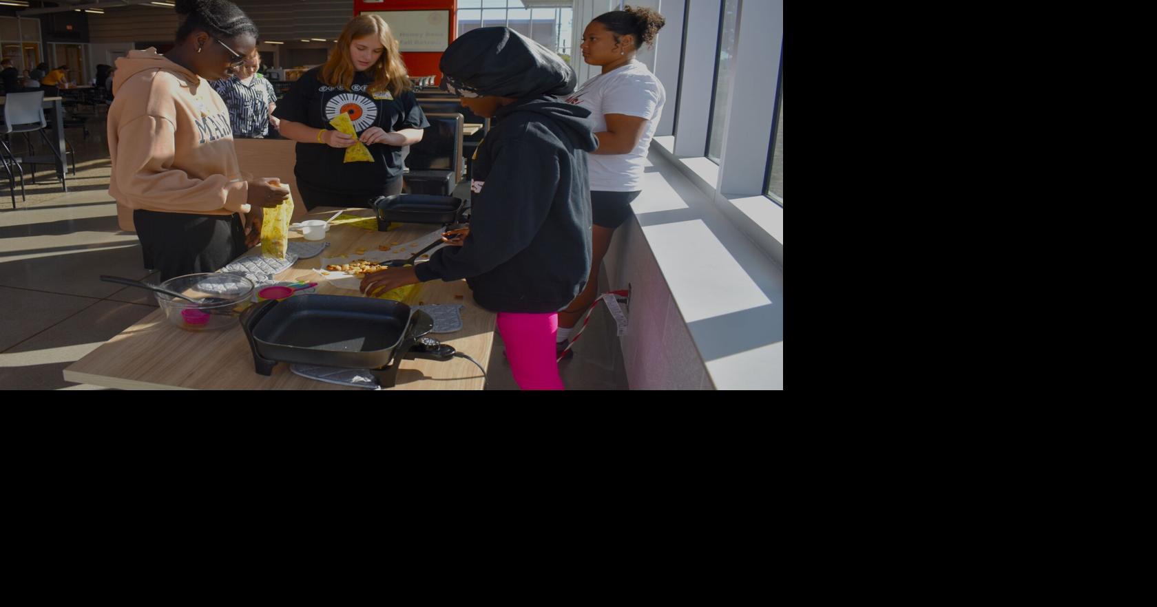 United Township High School club empowers girls