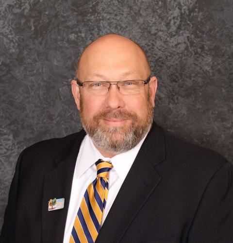 Geneseo's Kuffel receives superintendent honor