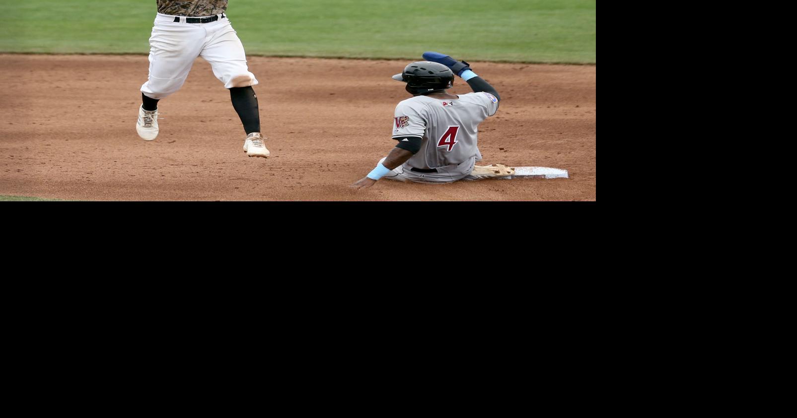 Photos: River Bandits Win Over Timber Rattlers
