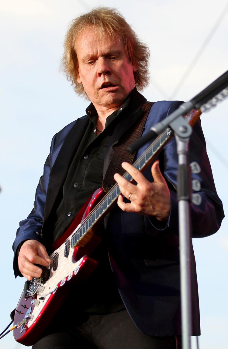 'It's a Grand Illusion': Former Styx lead singer Dennis DeYoung dishes ...