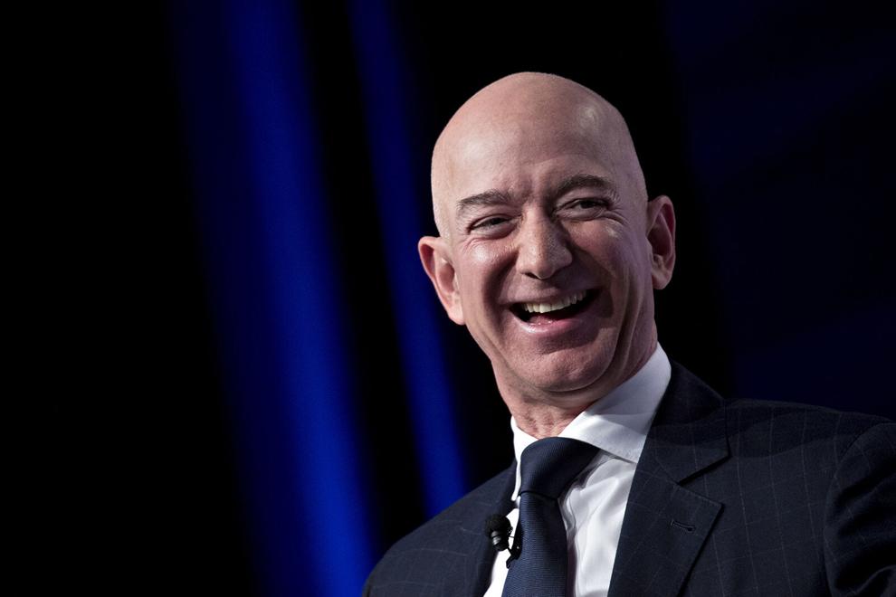 Jeff Bezos' worth soars to $200B, tops billionaire list by far ...
