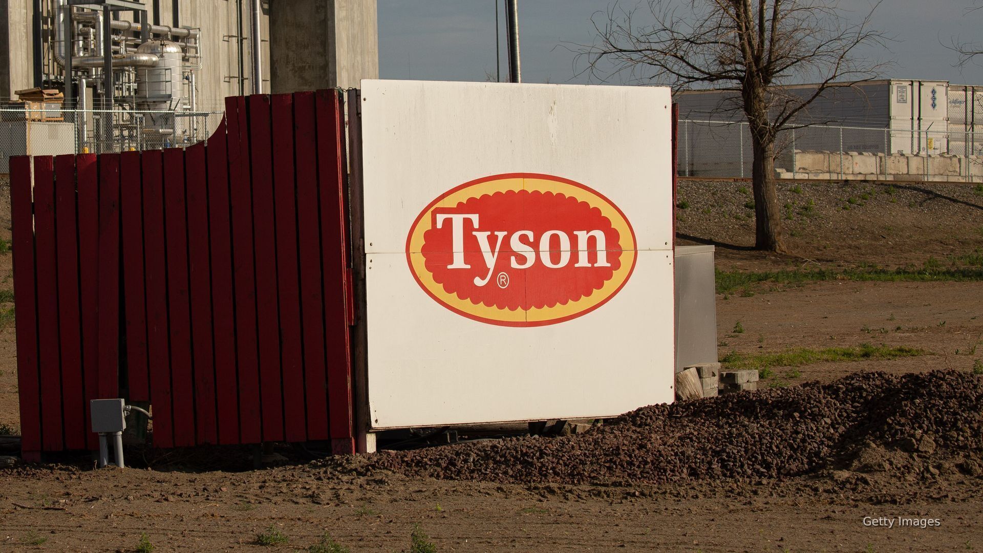 Quad-Cities advocate alleges improper terminations at Tyson