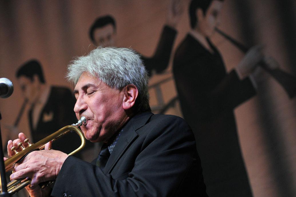 Trumpeter Manny Lopez has a blast with big band