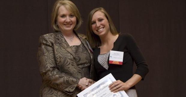 Amy Mack receives distinguished graduate student award at EIU