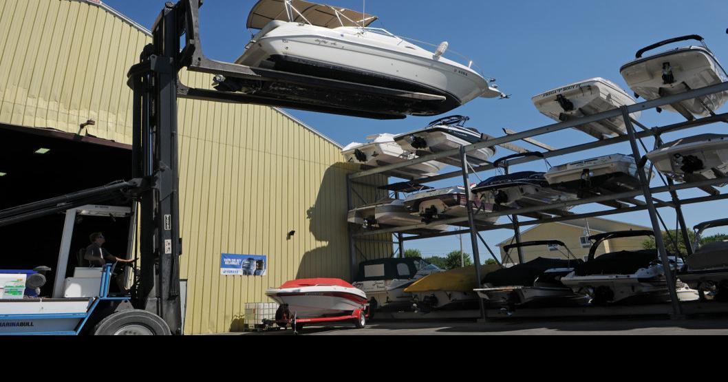 Pontoons most popular in longer boating season