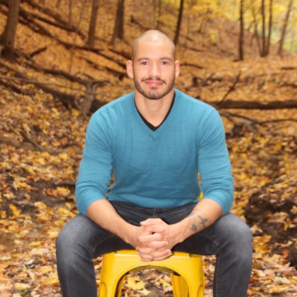 Friends and family search in Muscatine for missing Davenport man