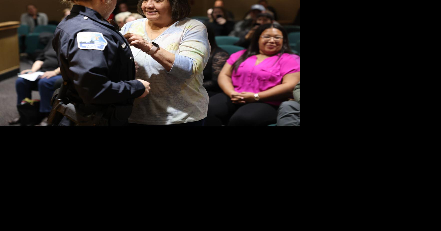 See 20 photos of new Davenport police officers being sworn in