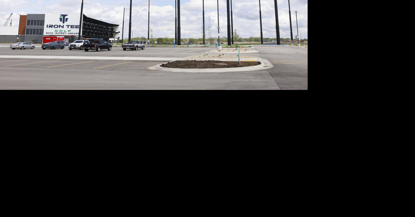 Bettendorf Iron Tee Golf, with 58 hitting bays, to open