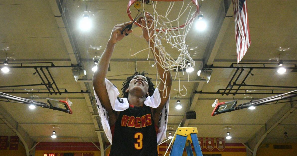 Rock Island's JaMir Price commits to play basketball at Bradley