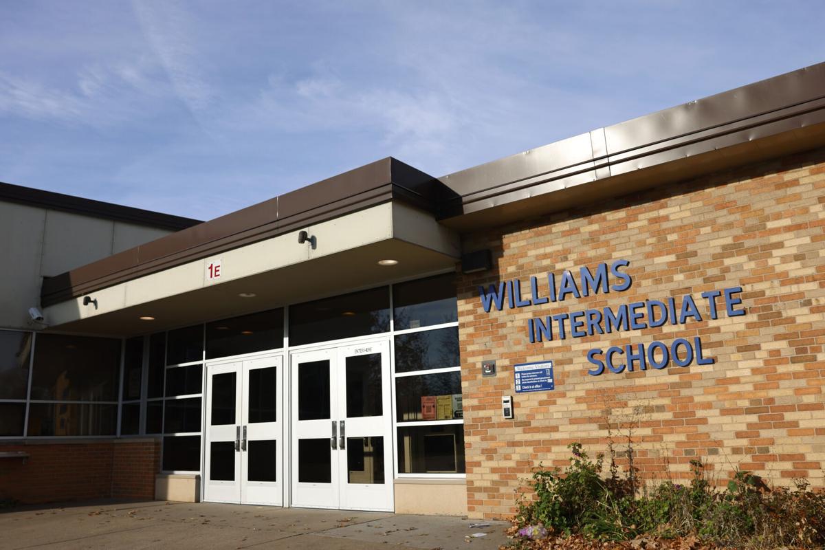 Two Davenport schools lockdown briefly Wednesday morning