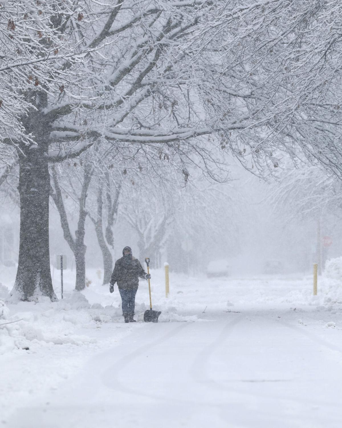Big 9 concert series returns to Davenport this summer