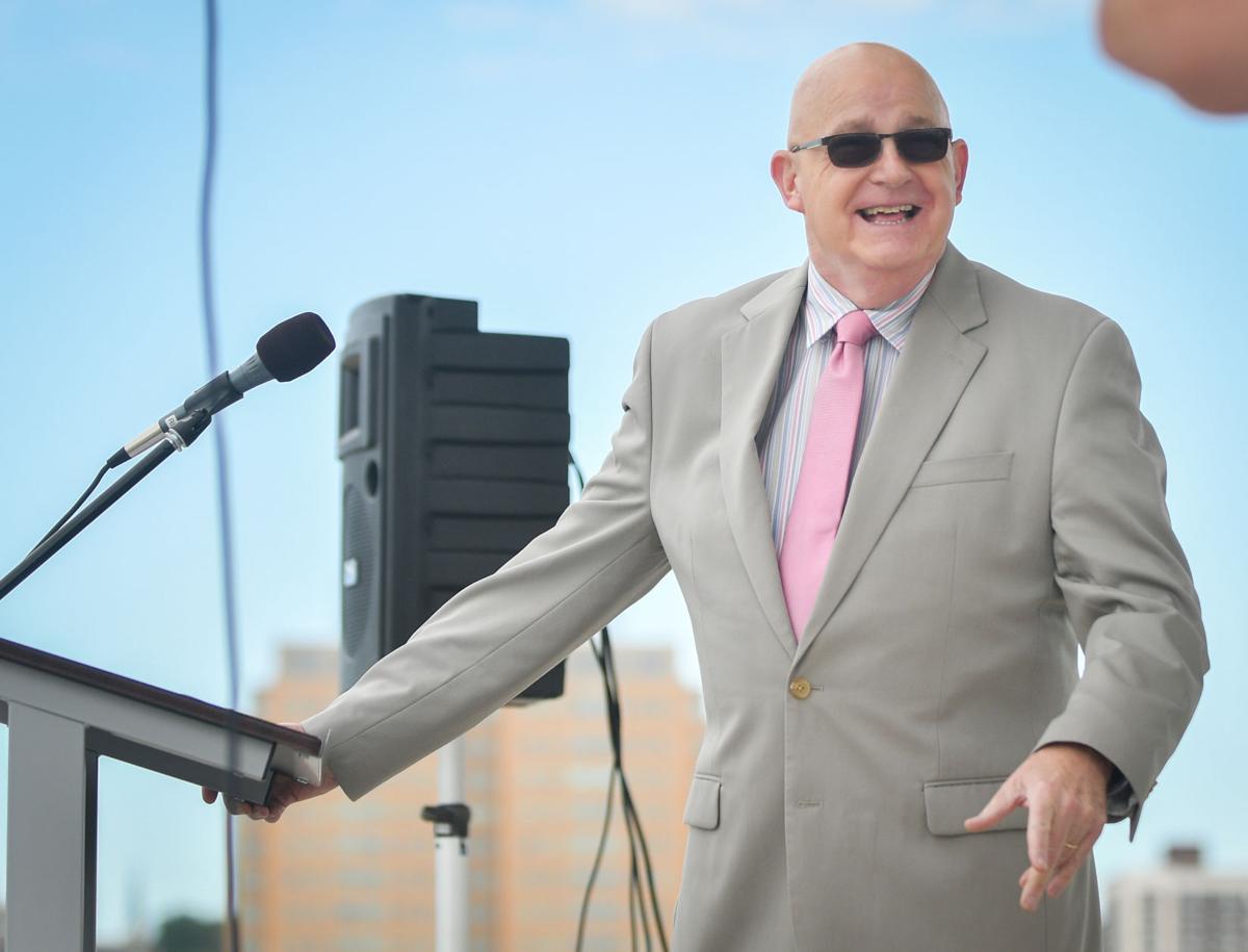 Croken will seek Scott County supervisor post