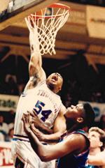 Photos: 32 images of the Quad-City Thunder basketball team
