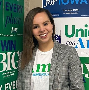 Mia Mayberry hired by Klobuchar campaign