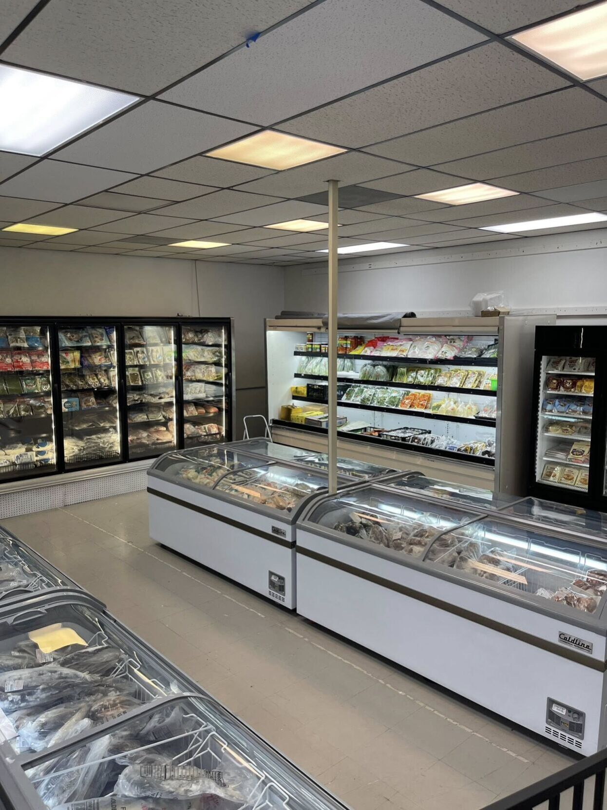 New grocery store, consignment shop, mini craft mall opens, Tropical ...