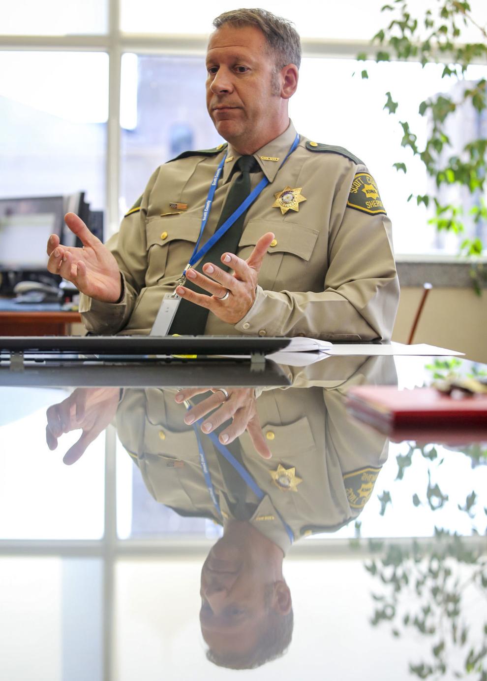 Lane, Gibbs advance in Scott County Sheriff election