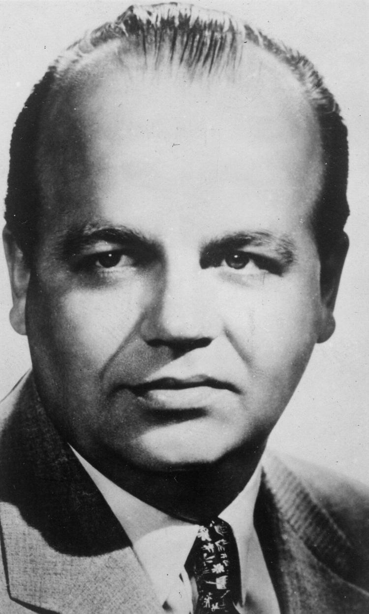 NFL at 100: The most iconic announcers in NFL history