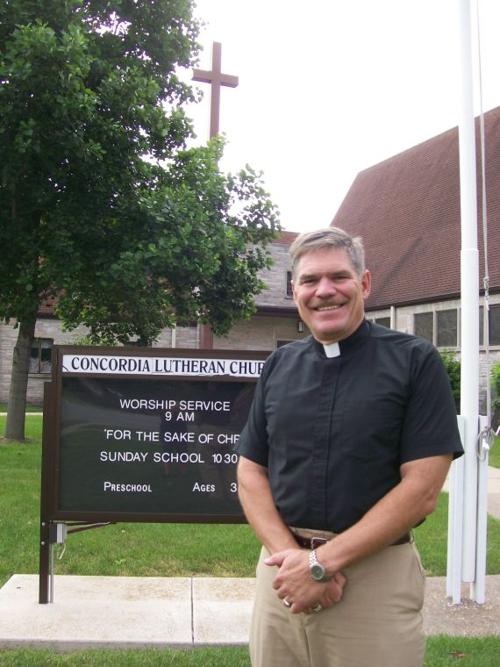 New pastor prefers church work over 'KP' duty | Local News | qconline.com