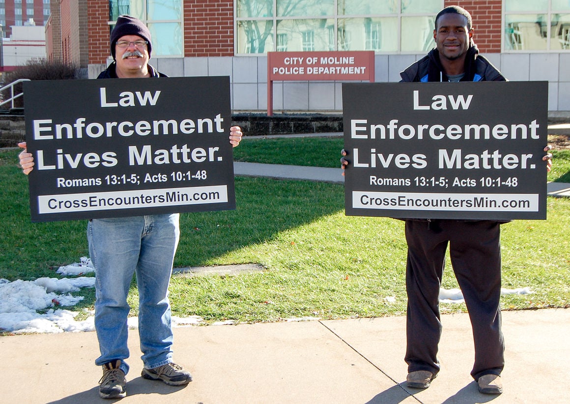 Pair wants all to know police lives matter
