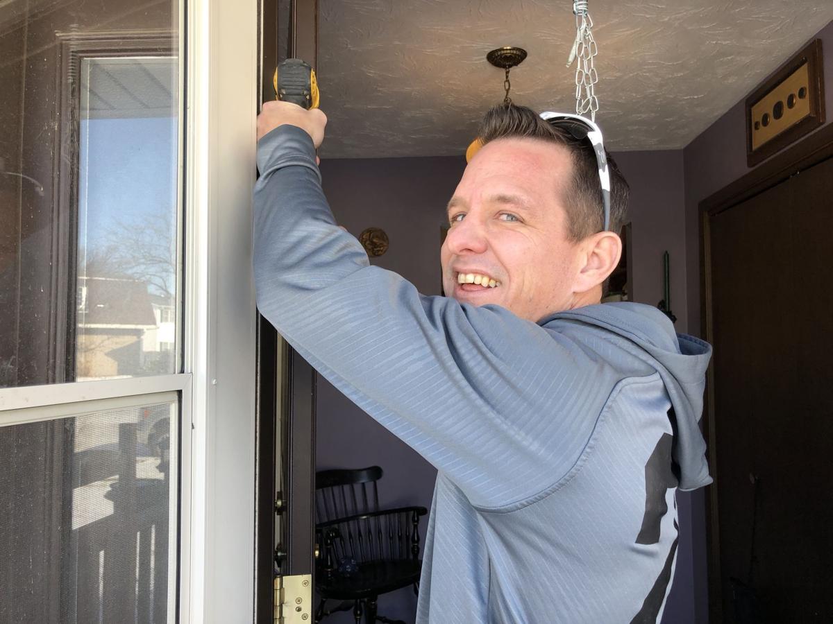 Loan officer turns repairman, builds a business on ‘Honey Do’ jobs