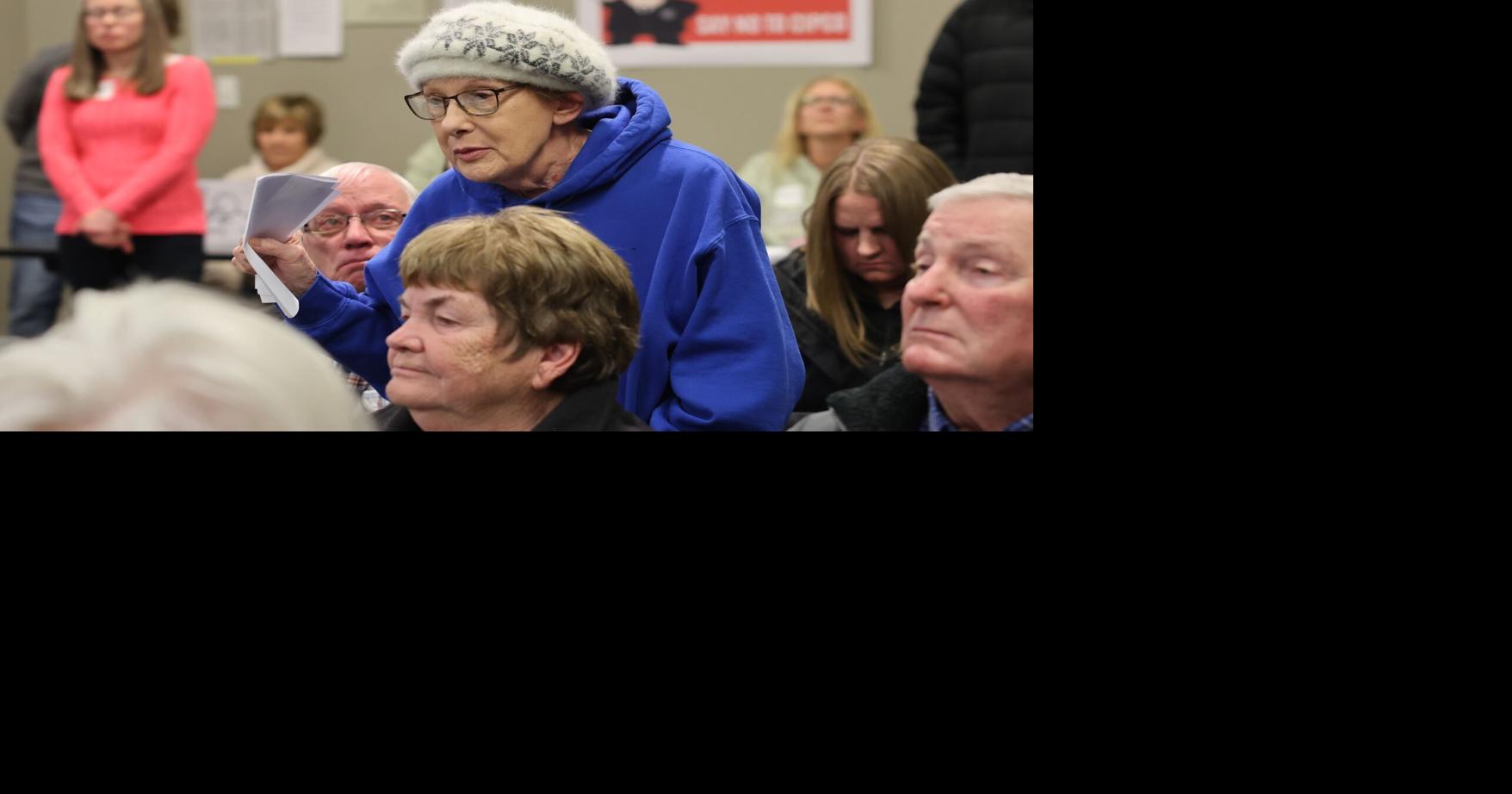 Scott County residents voice opposition to power plant