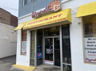 Pizzarelli Features Italian Cuisine | Reviews | quovadisnewspaper.com
