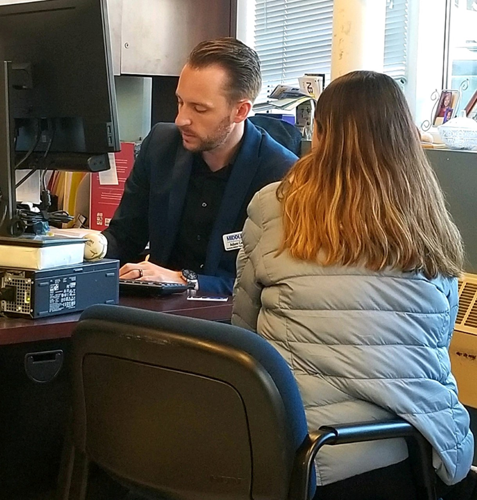 Adviser Cherishes His Workplace | Profiles | quovadisnewspaper.com