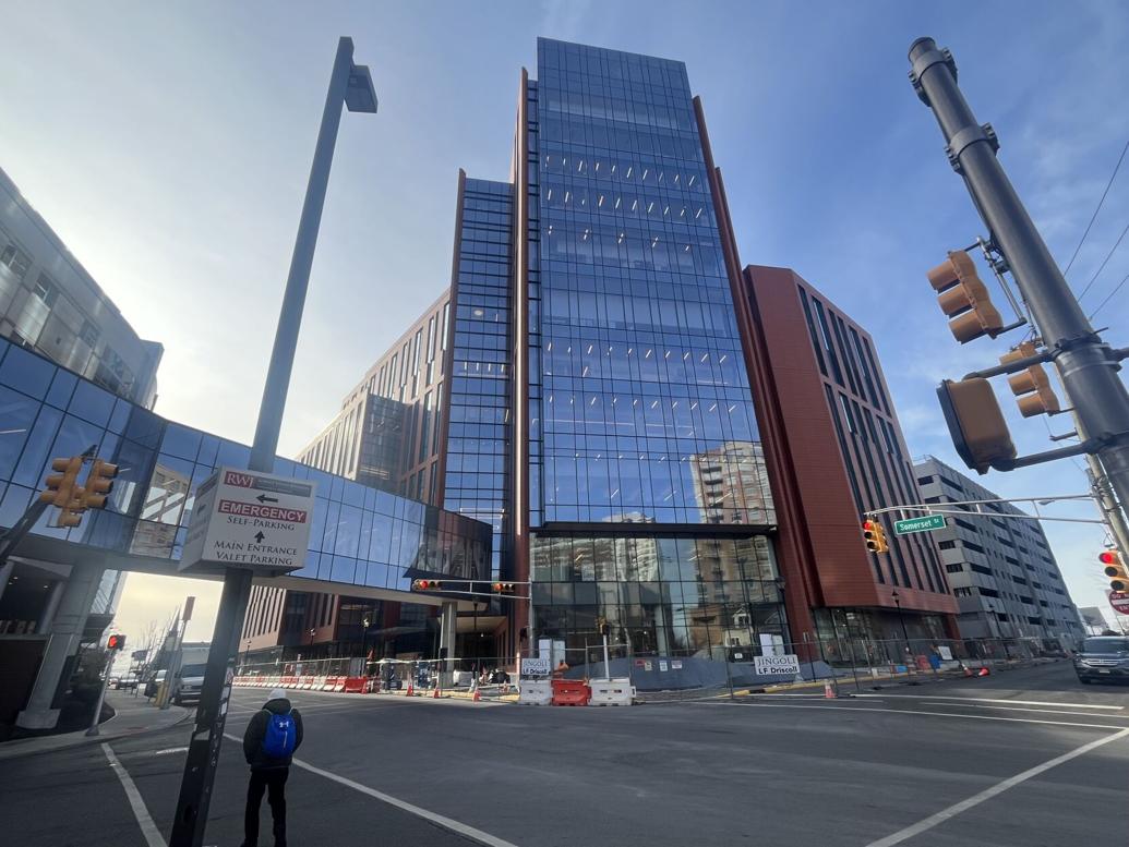 Jack and Sheryl Morris Cancer Center is Under Construction: Middlesex ...