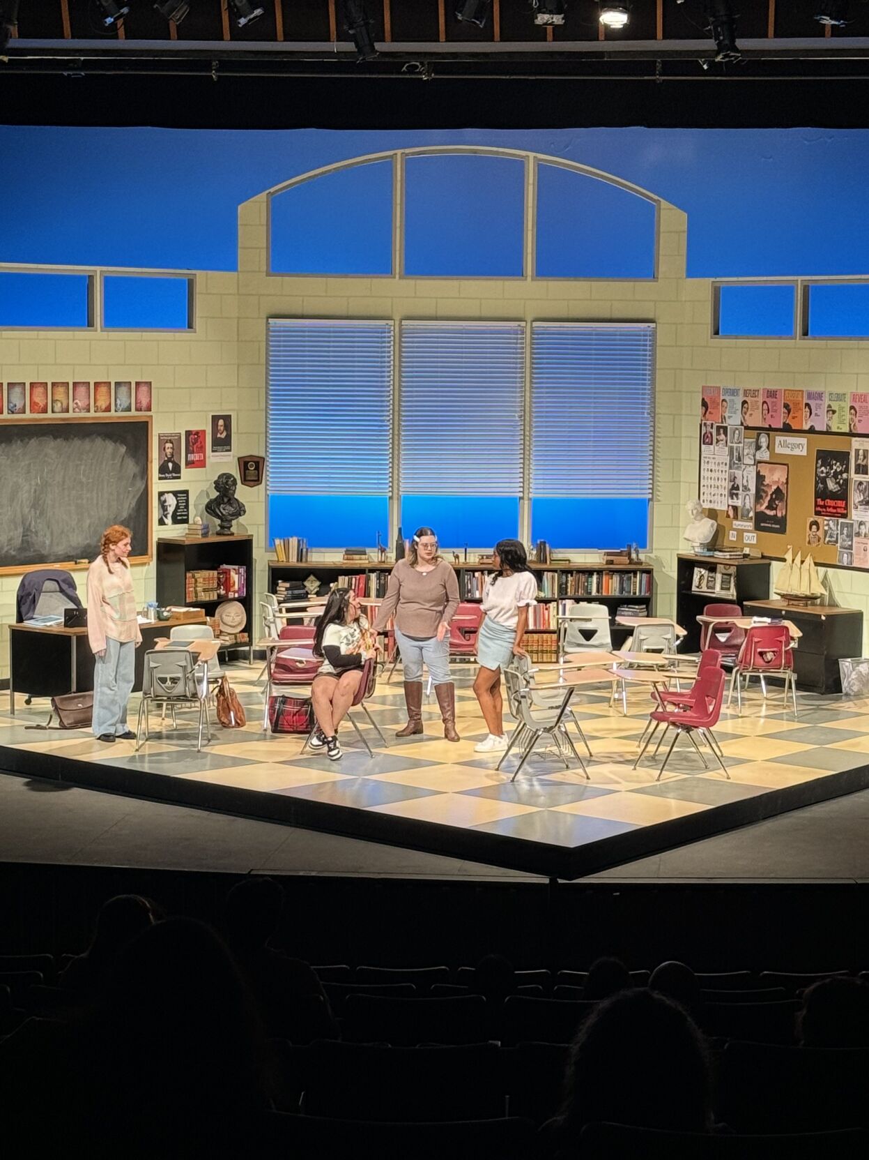 College Play Premieres | Arts & Entertainment | quovadisnewspaper.com