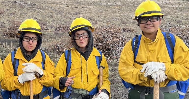 QHS seniors attend Women in Wildland Fire Boot Camp | News | qvpr.com