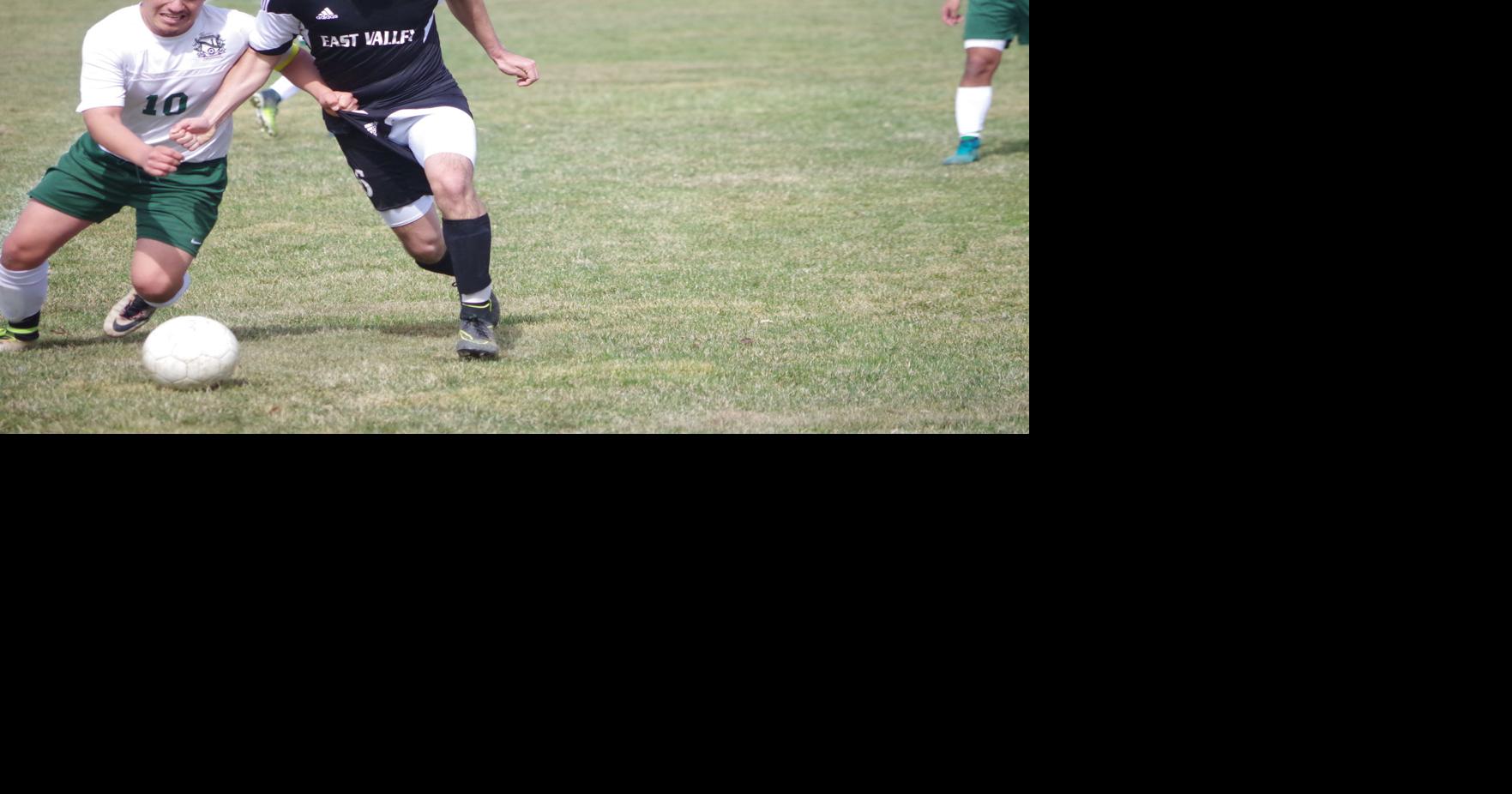 Soccer snaps skid, beats Wapato 2-1 | Sports | qvpr.com