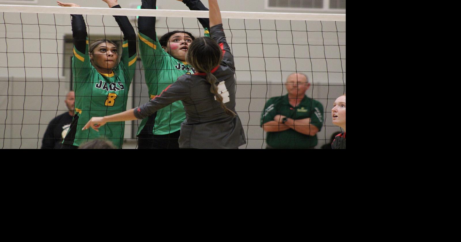 Volleyball team to close tough season on the road against Kittitas ...