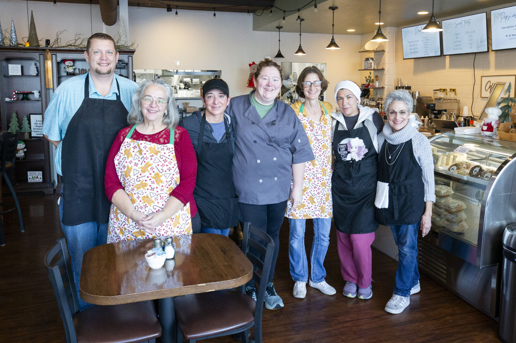 'Love to love': Crazy Lady Kitchen brings homemade meals and community ...