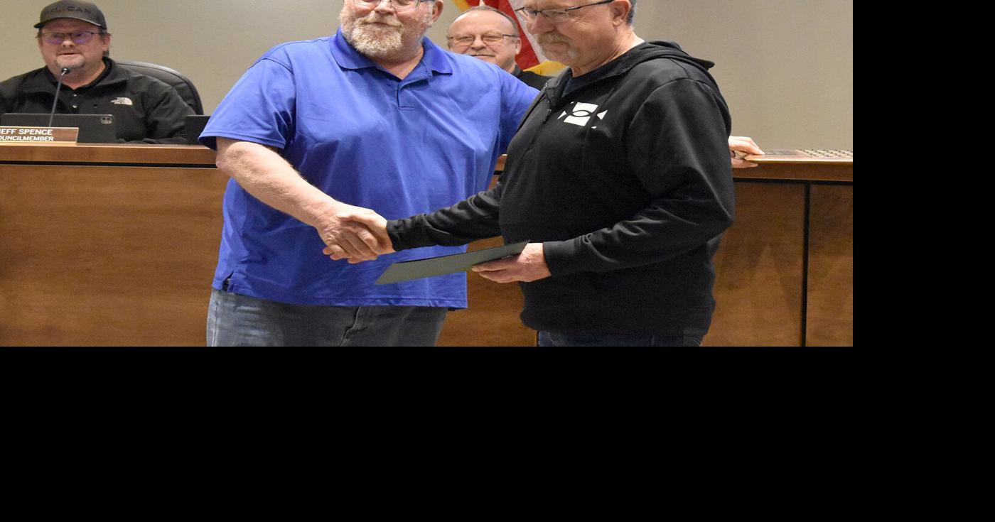 City honors Kling, names Harris mayor pro tem again | News | qvpr.com