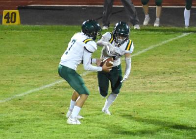 Jacks look great in first quarter, but can’t stop Chelan Goats | Sports ...