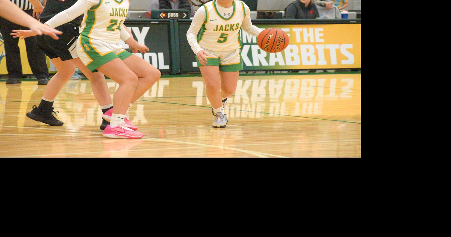 Girls hoops team shows grit, adds two wins at home | | qvpr.com