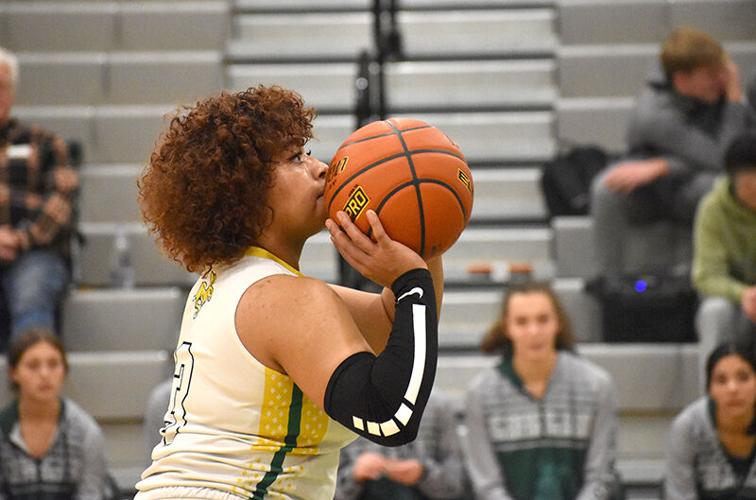 Lady Jacks score 40 in first half Saturday on way to win | Sports ...