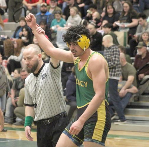 Jacks wrestlers punch 3 outright tickets to Mat Classic | Sports | qvpr.com
