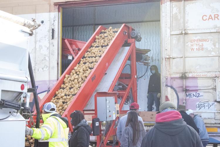 Thaemert Farms sends potatoes across the country | News | qvpr.com