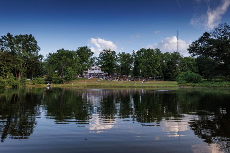 John Bourgeois, Doreen Ketchens highlight patriotic concert | Photos ...