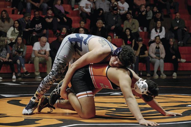 Goddard wrestling takes down Artesia | Local Sports | rdrnews.com