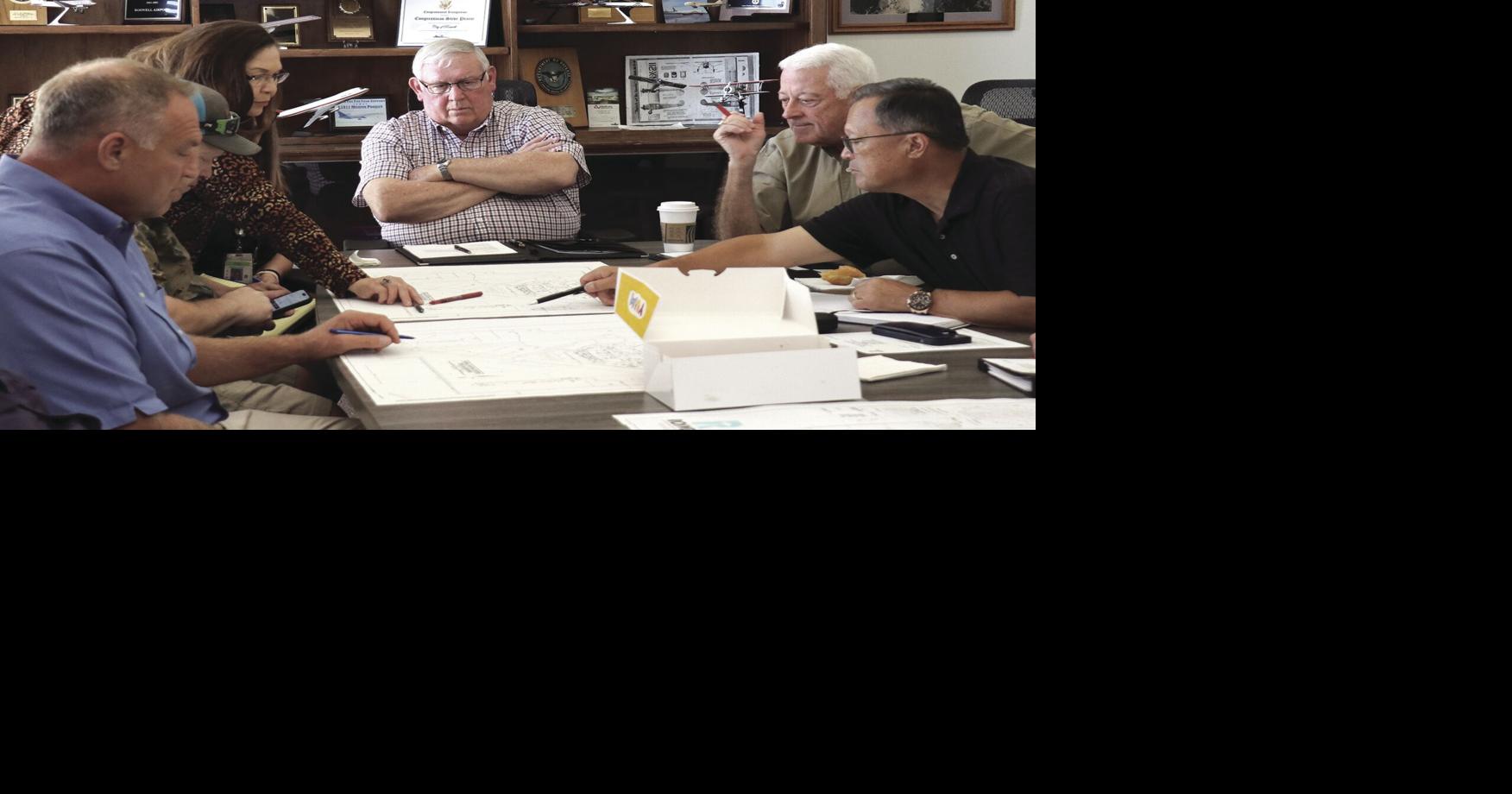 Airport Advisory Commissioners could decide where to place new hangars ...