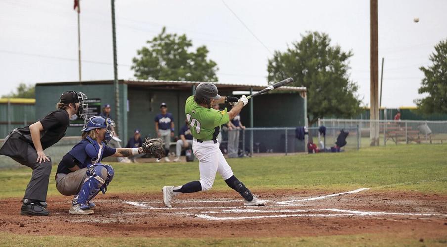 Invaders crush the visiting Austin Weirdos | Local Sports | rdrnews.com