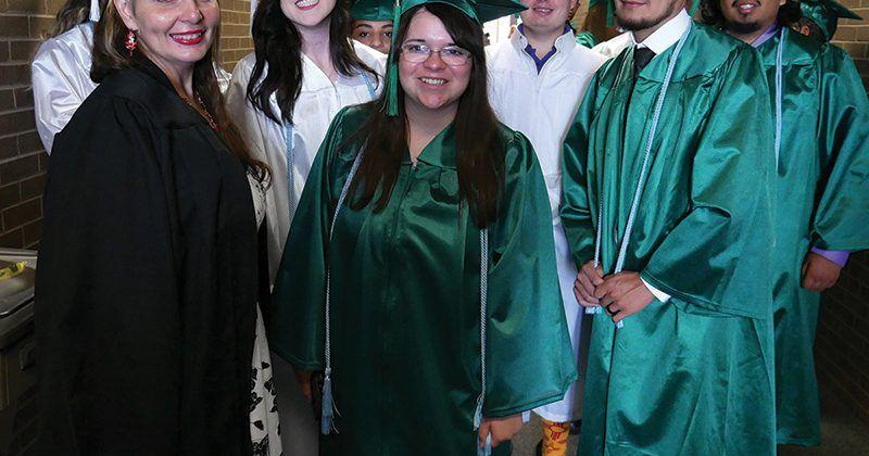 ENMU-R students overcome challenges to graduate | Local News | rdrnews.com