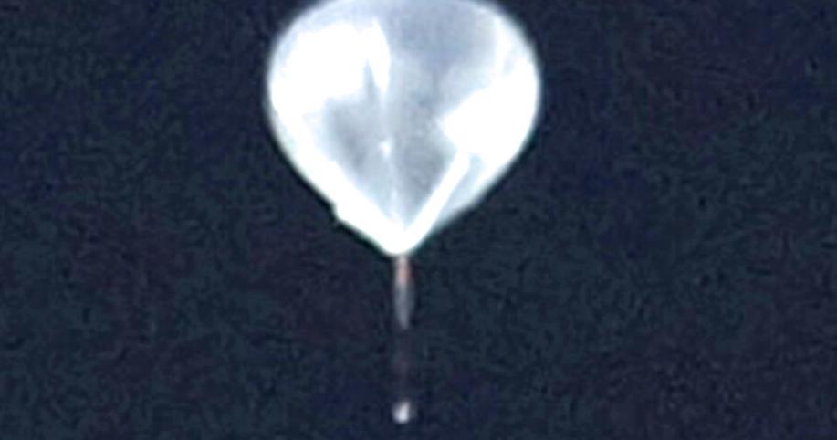 Weather balloon over Roswell | Local News | rdrnews.com