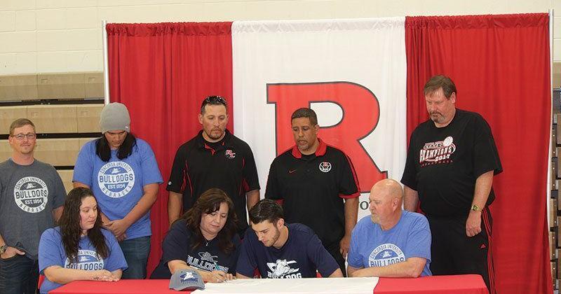 Logan Eaker fulfills a dream; Roswell High student signs with Concordia ...